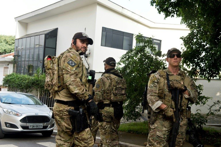 Polícia Federal deporta 450 imigrantes ilegais venezuelanos de Roraima ...