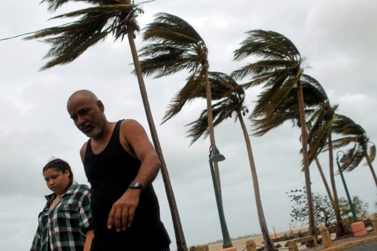 Furacão Maria estende inundações na República Dominicana - ISTOÉ ...