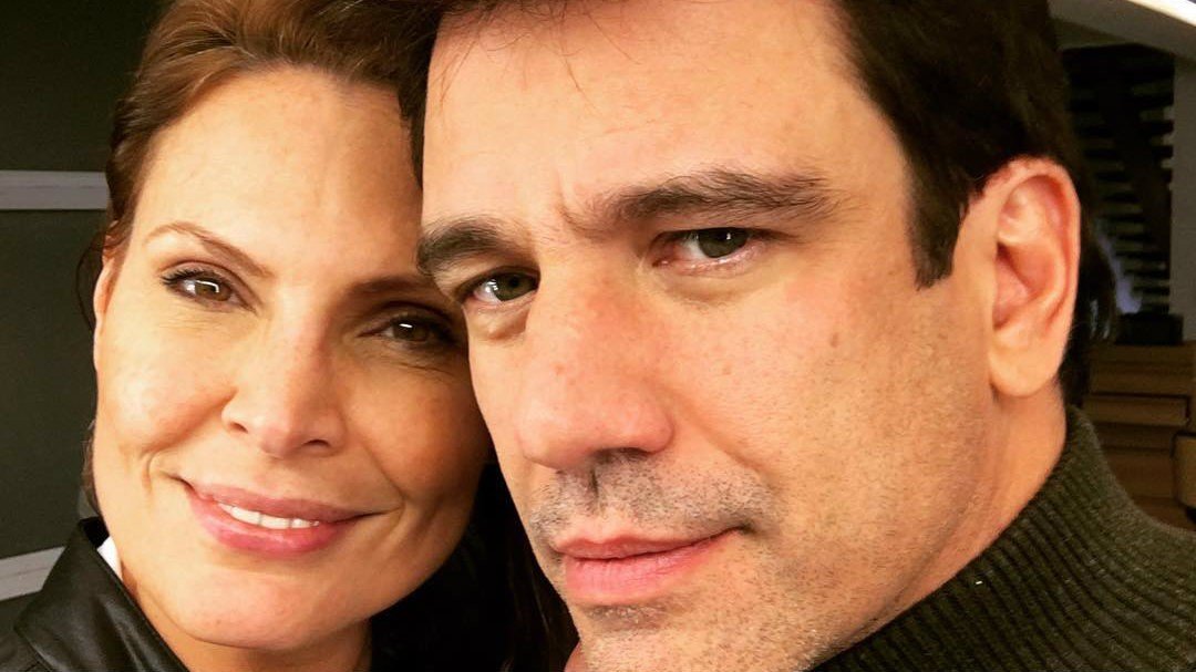 Namorado de sexóloga Laura Müller bomba na web: “Deus grego” - ISTOÉ ...