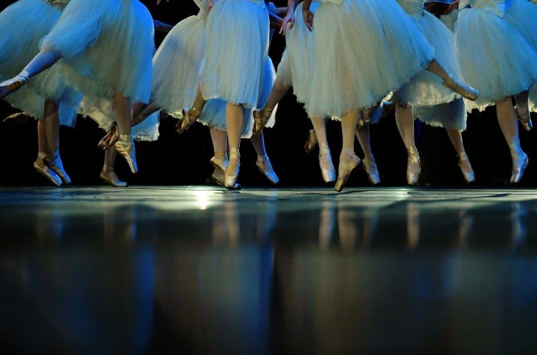 Após longa pausa, Ballet do Rio volta aos palcos - ISTOÉ Independente