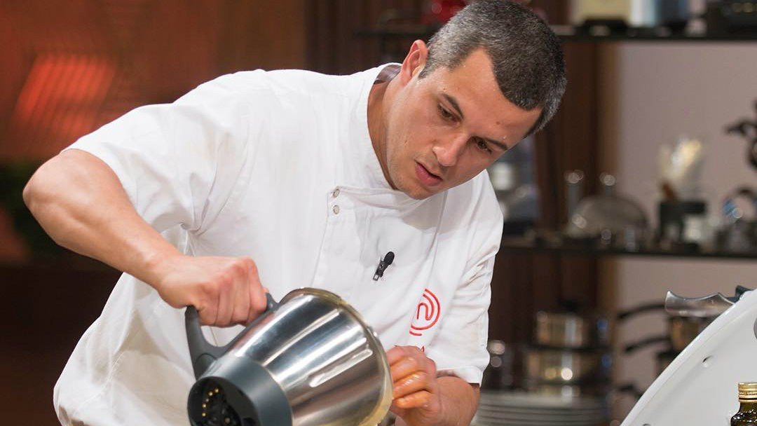 Rafael Gomes vence ‘MasterChef Profissionais’ e leva R$ 200 mil - ISTOÉ ...