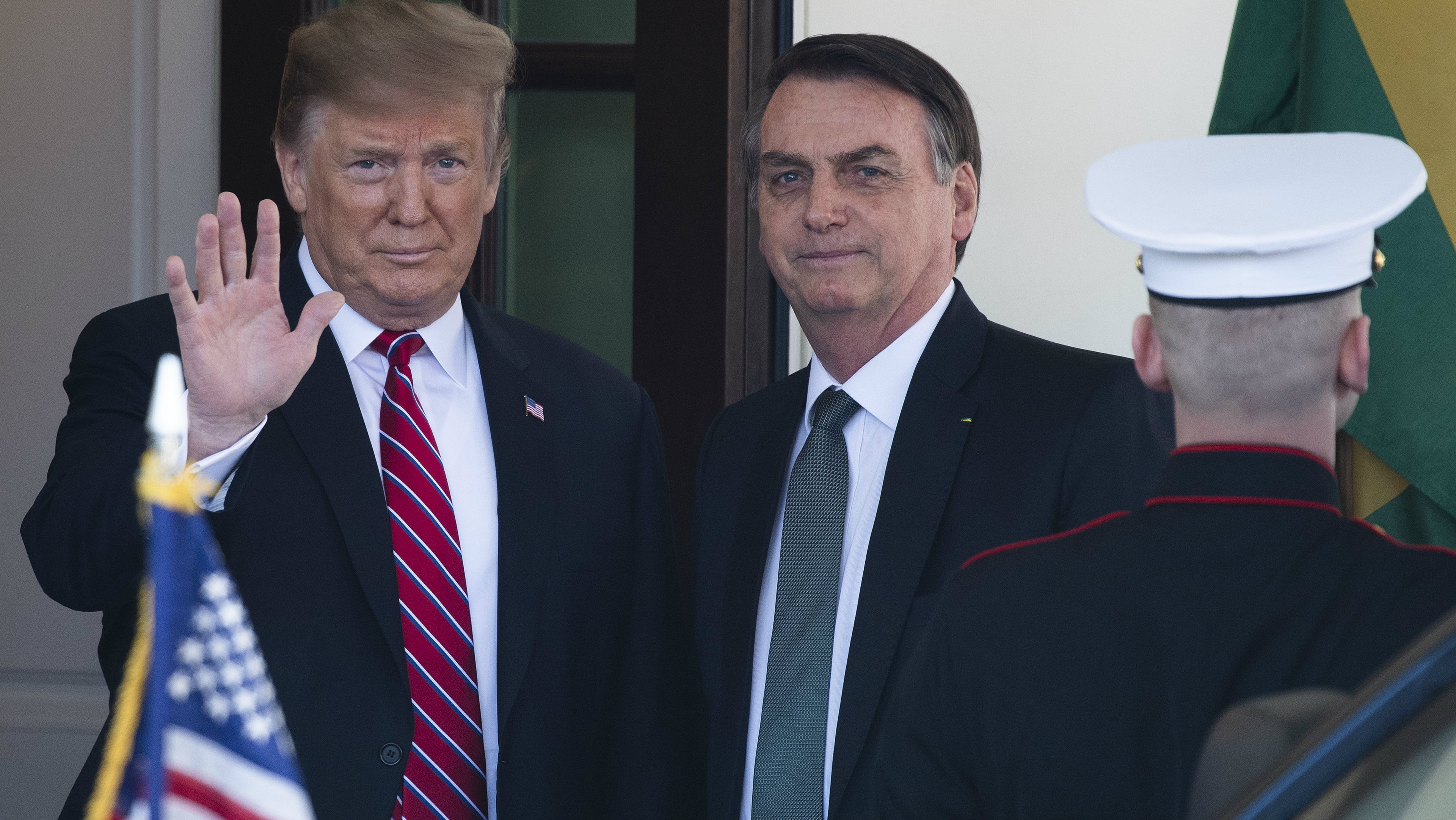 Trump recebe Bolsonaro na Casa Branca e diz apoiar Brasil na OCDE ...