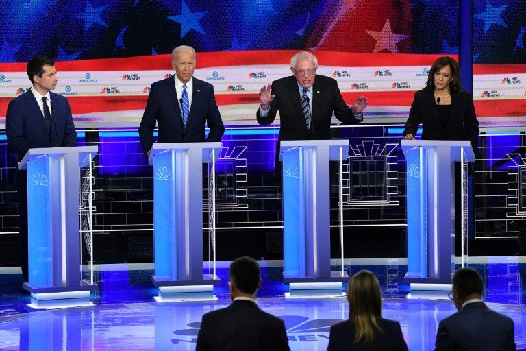 Senadora Harris se destaca em debate democrata diante de um Biden ...