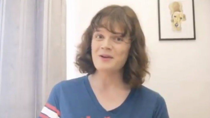 Jornalista esportivo se assume como transgênero e muda de nome - ISTOÉ ...