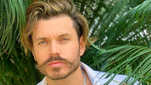 Franklin David, apresentador do ‘Tricotando’, da RedeTV!, é chantageado ...