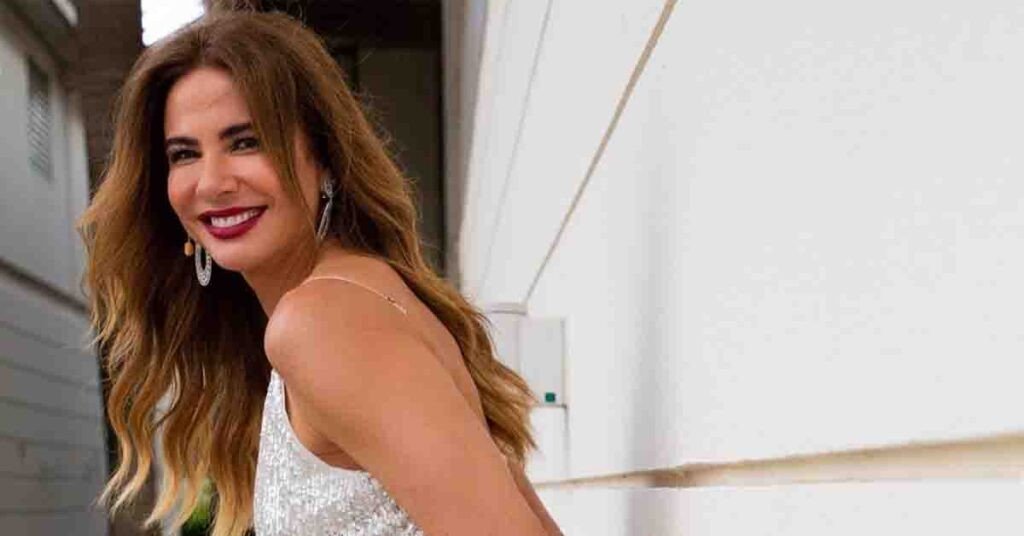 Luciana Gimenez mostra corpão aos 51 anos de idade e internautas ...