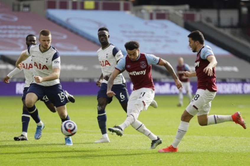 Lucas Marca Mas Tottenham é Derrotado Pelo West Ham E Se Distancia Do