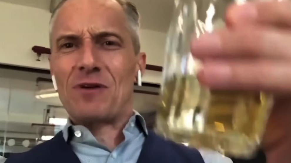 Candidato a prefeito de Londres bebe sua própria urina em vídeo: “Um ...