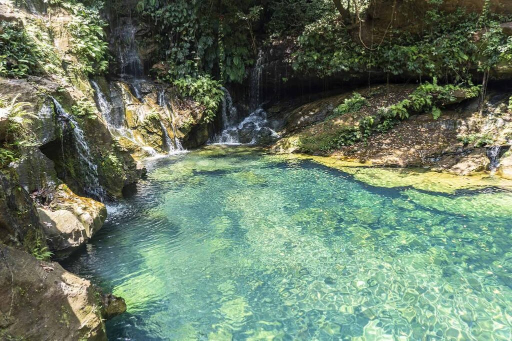 Lagoa Azul: 8 lugares paradisíacos para conhecer no Brasil - ISTOÉ ...