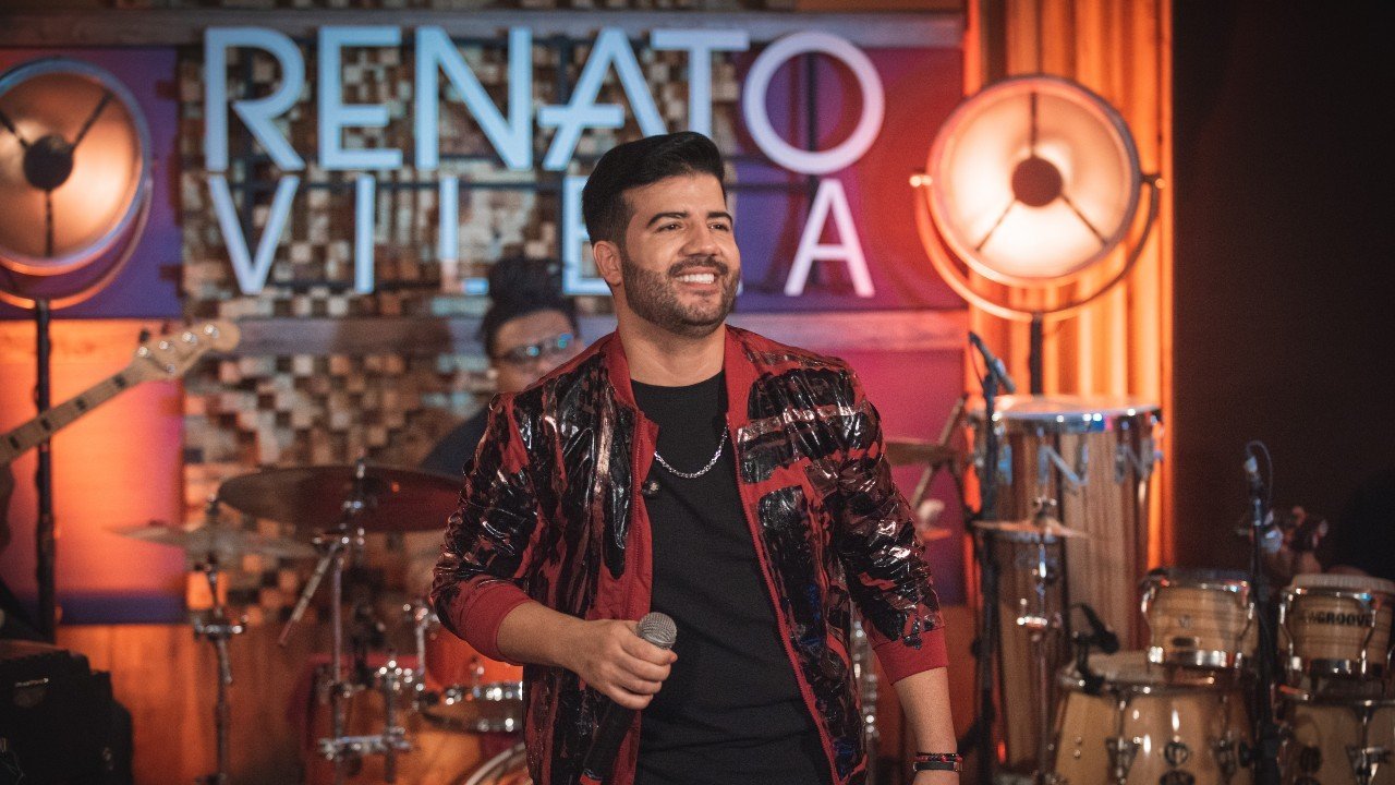 Renato Vilela grava primeiro DVD da carreira em Goiânia - ISTOÉ ...