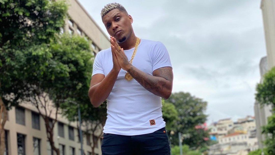 Mc Master se junta a Dióculos DJ e lança single ‘Serviço Completo ...