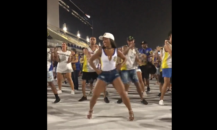 Mayara Lima, princesa da bateria Paraíso do Tuiuti, encanta a internet ...