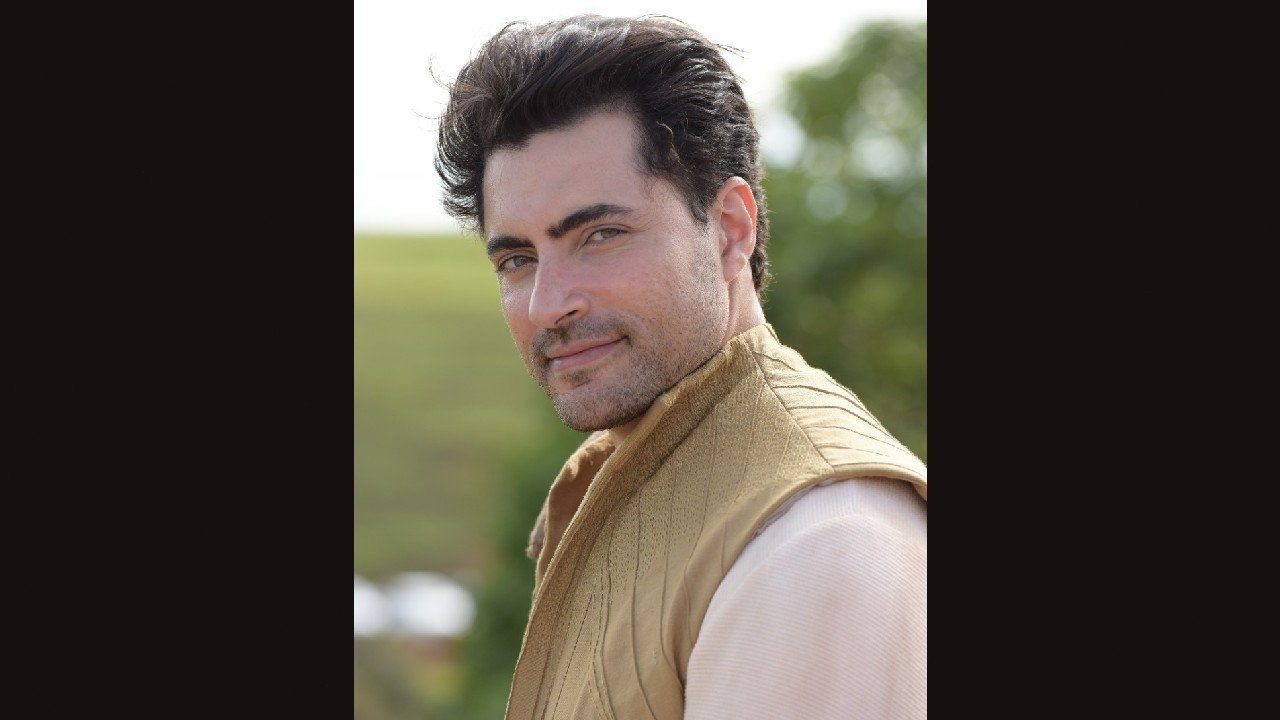 Ator Carlo Porto estreia na série ‘Reis’, da Record TV - ISTOÉ Independente