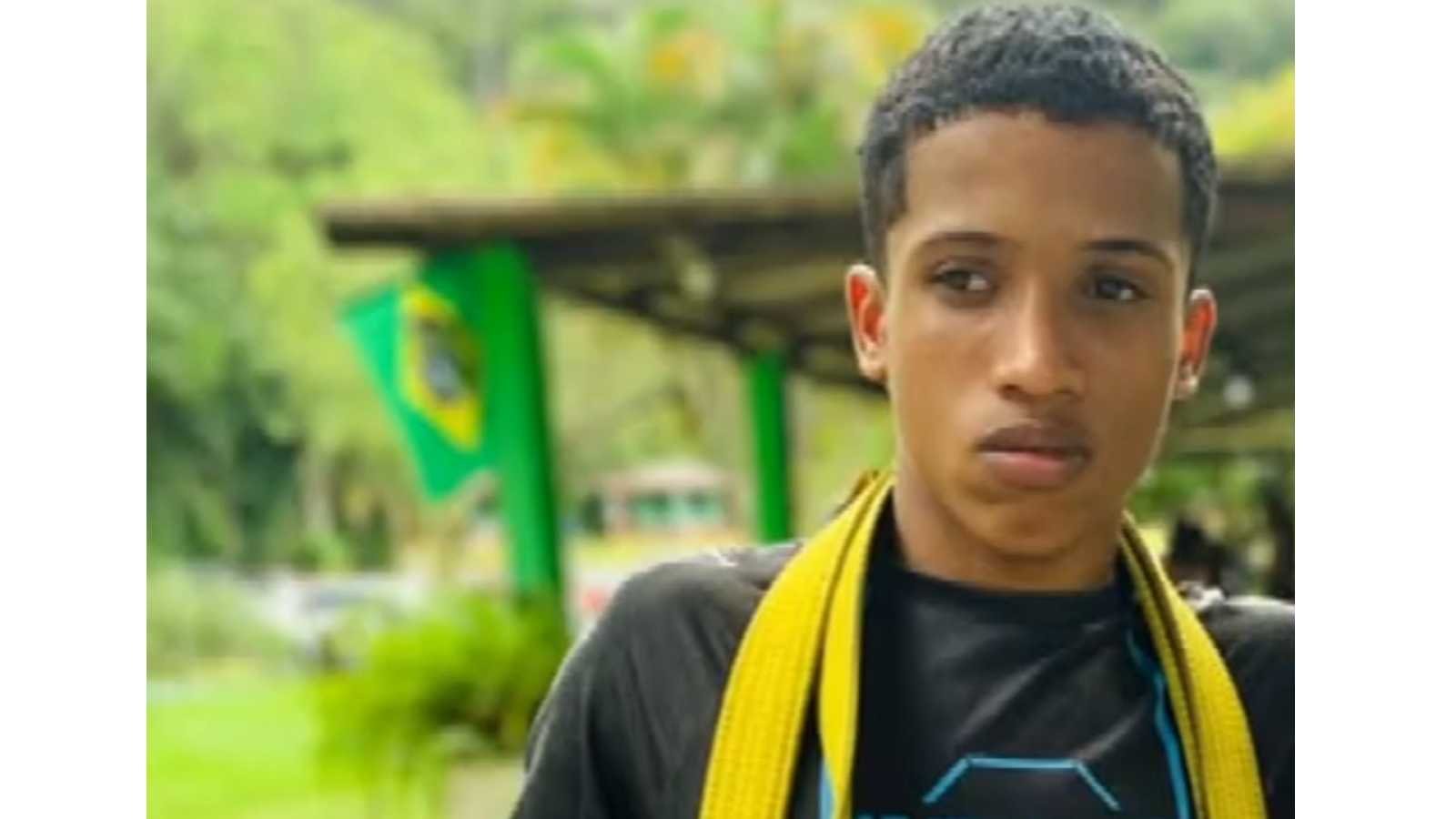 RJ: Jovem agonizou por até 10 minutos após ser baleado no coração ...