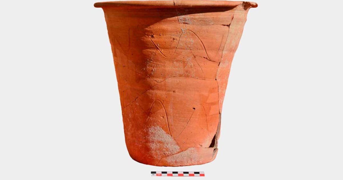 Como eram os penicos na Roma Antiga? Arqueólogos mostram - ISTOÉ ...