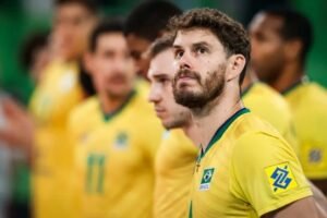 Capitão da seleção, Bruninho revela lesão na mão em meio a provável ...