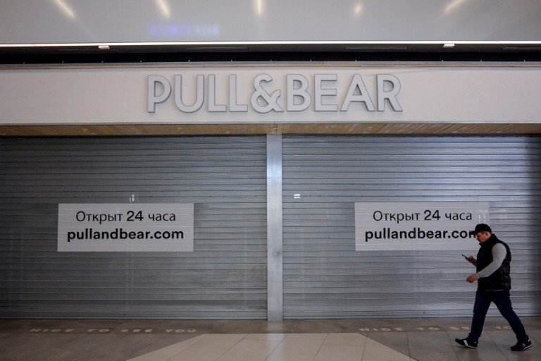 Inditex, proprietário da Zara, anuncia que venderá lojas na Rússia ...