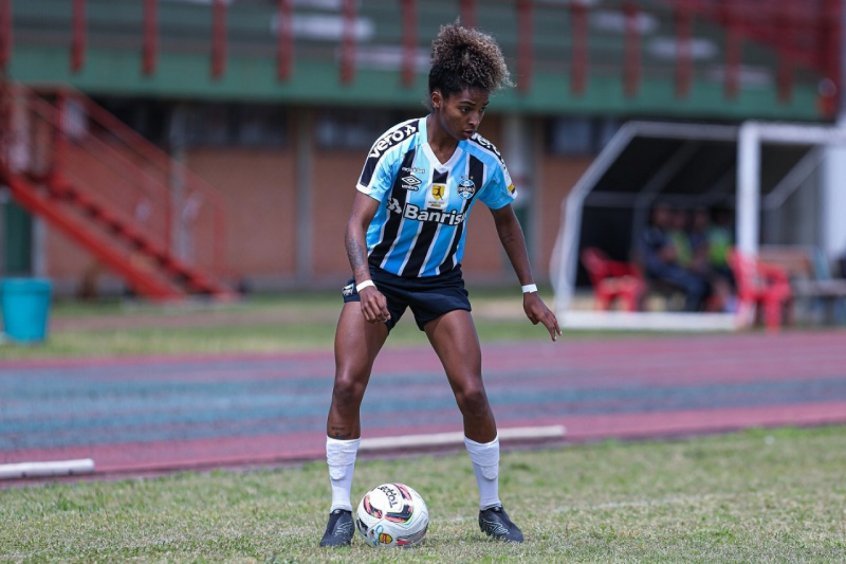 Atacante gremista Luany comenta preparação para o Grenal pelo Gauchão ... Atacante gremista Luany comenta preparação para o Grenal pelo Gauchão ...