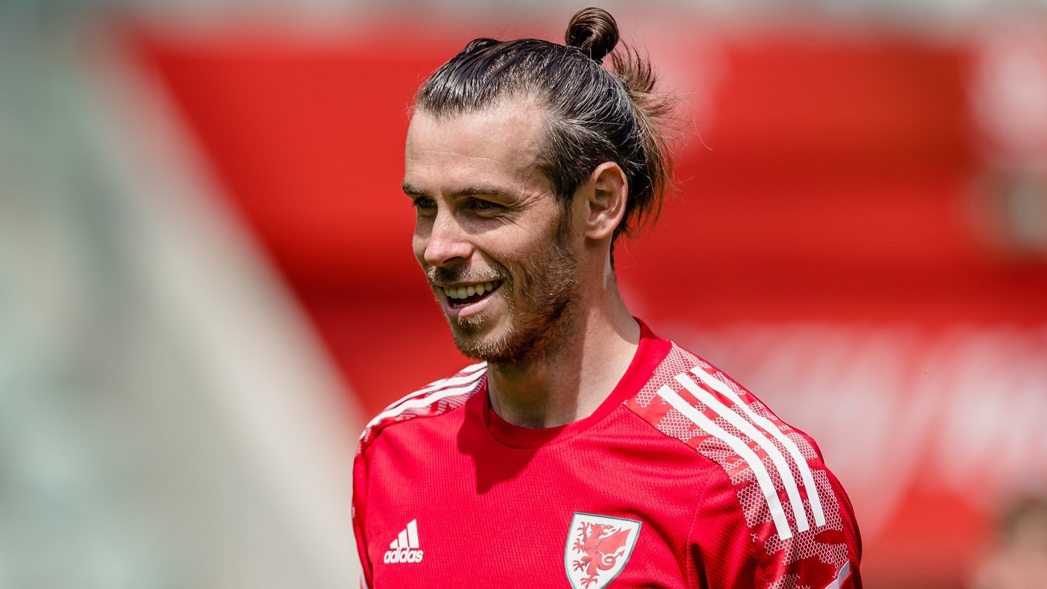 Estrelas da Copa: Gareth Bale e a paixão por País de Gales - ISTOÉ ...