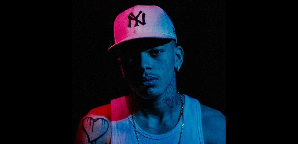 Rapper Reid dá sequência a sucesso da carreira em novo lançamento ...