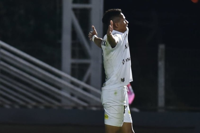 Ângelo termina o Brasileirão como o jogador com mais dribles certos ...