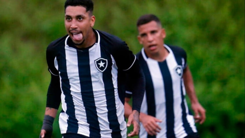 Kauê vai bem em treinos e deve receber oportunidades no Campeonato ...
