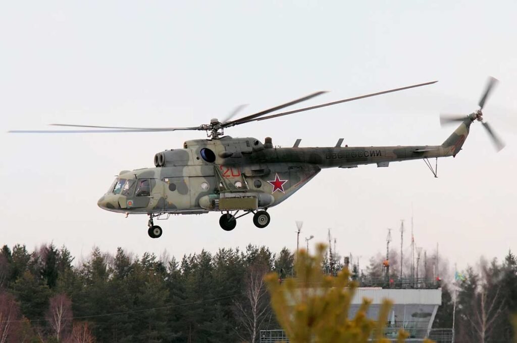 VÍDEO mostra helicóptero militar Mil Mi 8 da Rússia sendo atingido por ...