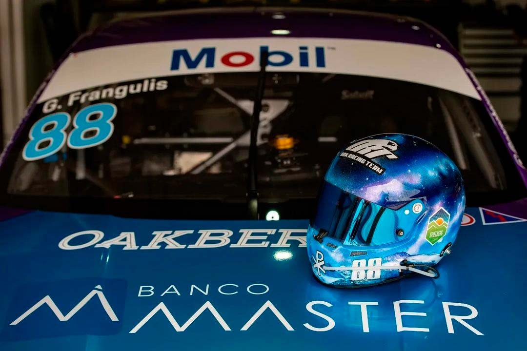 Banco Master é novo patrocinador máster do OAK Racing Team na Porsche ...