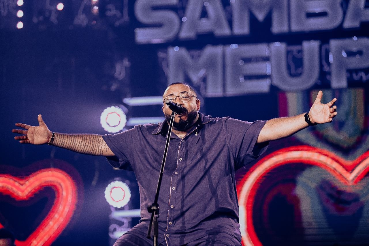 Tiee libera as regravações do seu novo DVD - ISTOÉ Independente