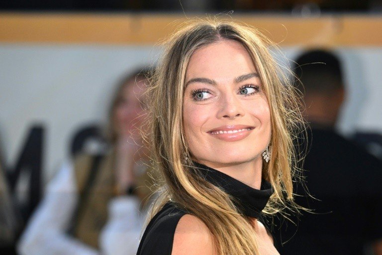 Margot Robbie revela técnica chamada ‘banho de cerveja’ para relaxar ...