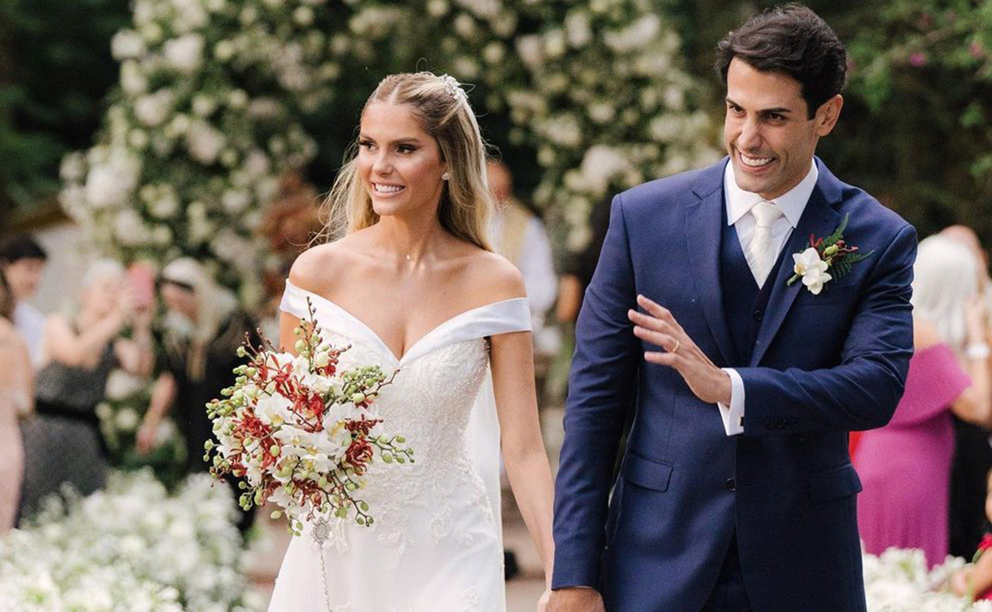 Bárbara Evans abre álbum de fotos de casamento - ISTOÉ Independente