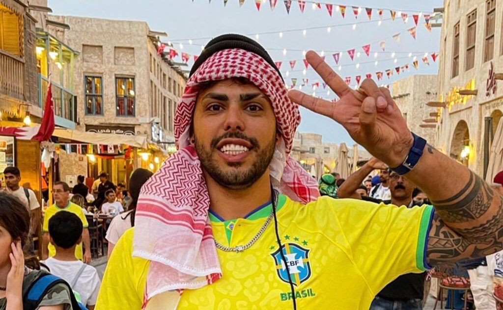 Youtuber Thiago Reis ostenta e compra diamante em viagem ao Catar - ISTOÉ Independente