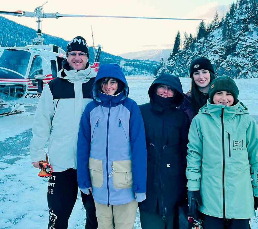 Morre o piloto Ken Block após acidente com moto de neve - ISTOÉ ...