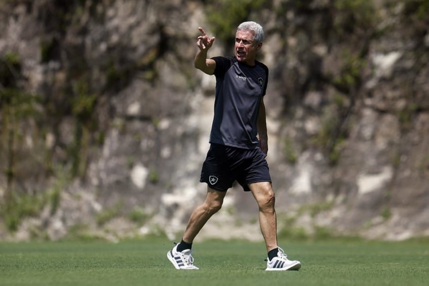 Botafogo realizará jogo-treino neste sábado no Espaço Lonier - ISTOÉ ...