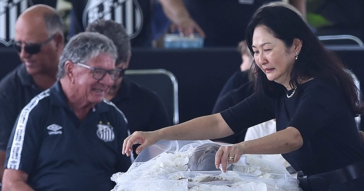 Conheça Márcia Aoki, viúva e ‘última namorada’ do Rei Pelé - ISTOÉ ...
