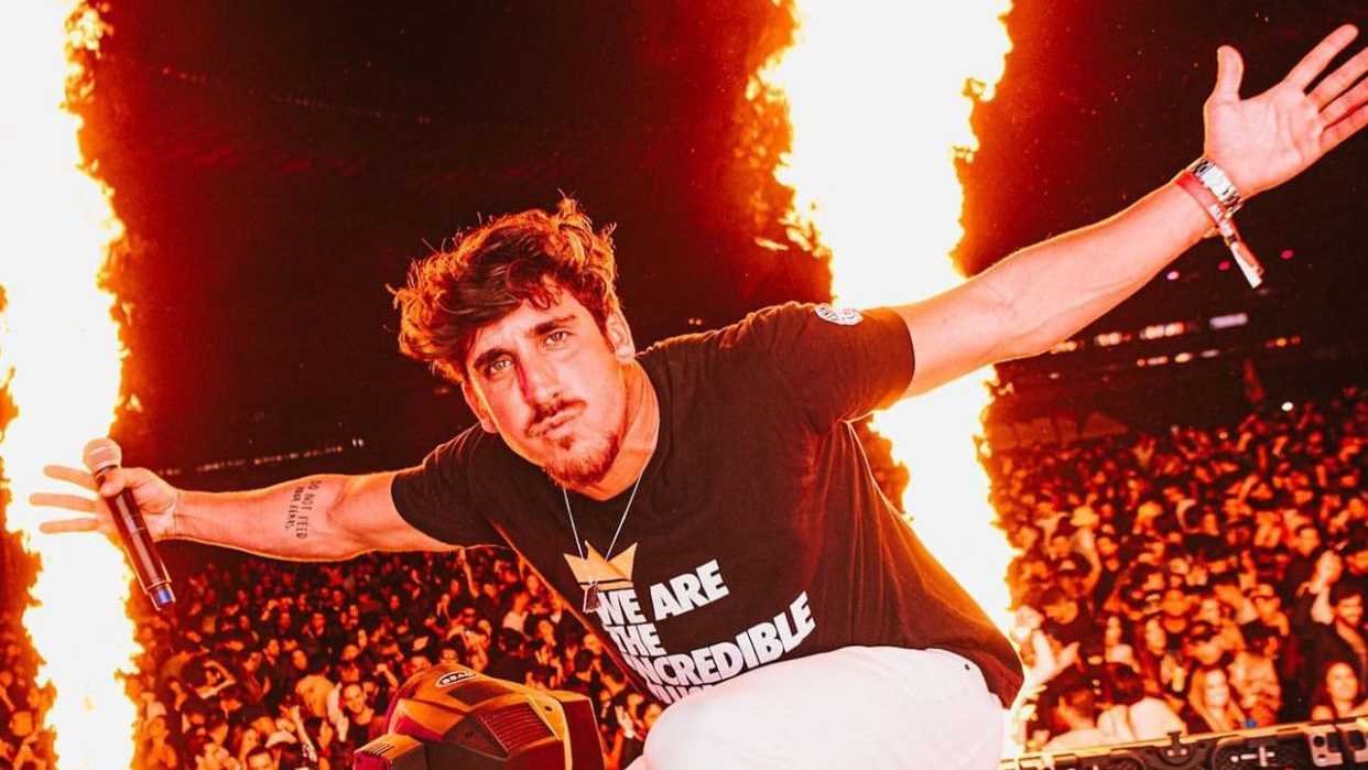 Conheça Kelner, o DJ escolhido por Anitta para animar festa após ensaio ...