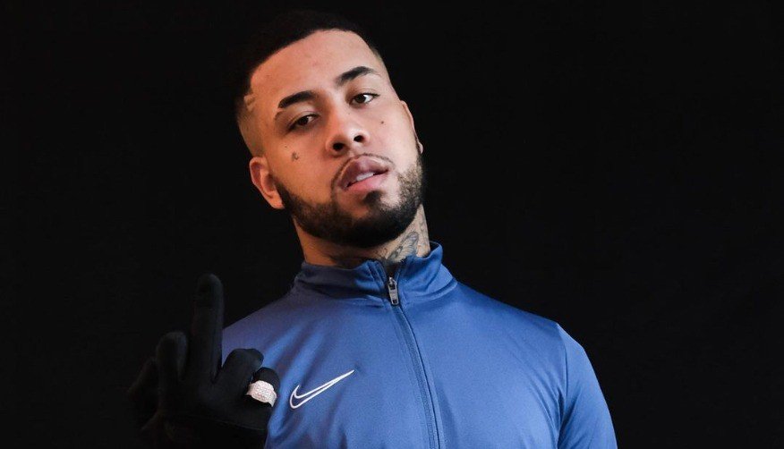 Com mais de 1 bilhão de reproduções nas plataformas, Kawe é um dos ...