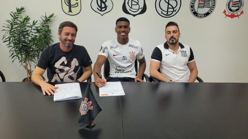 Corinthians evita problemas e renova com artilheiro do Sub-20 - ISTOÉ ... Corinthians evita problemas e renova com artilheiro do Sub-20 - ISTOÉ ...