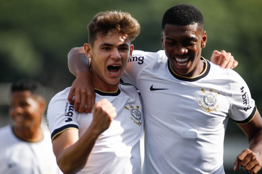 Corinthians Aplica Goleada No União Suzano E Vence A Primeira No