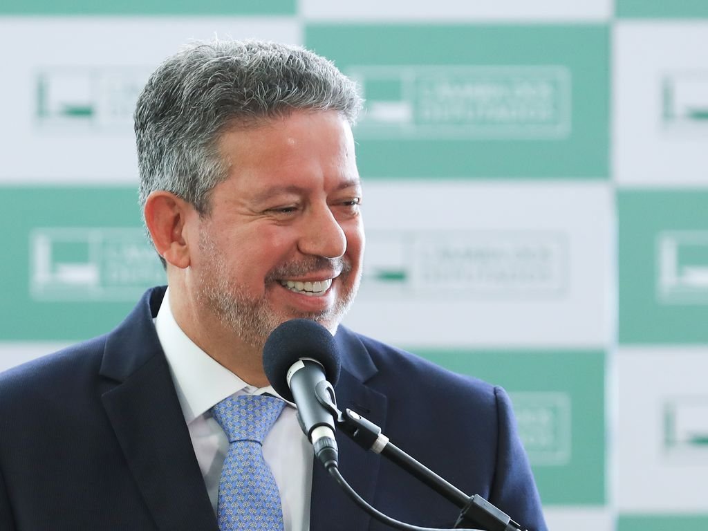 Arthur Lira antecipa ‘férias’ e embarca no cruzeiro de Wesley Safadão ...