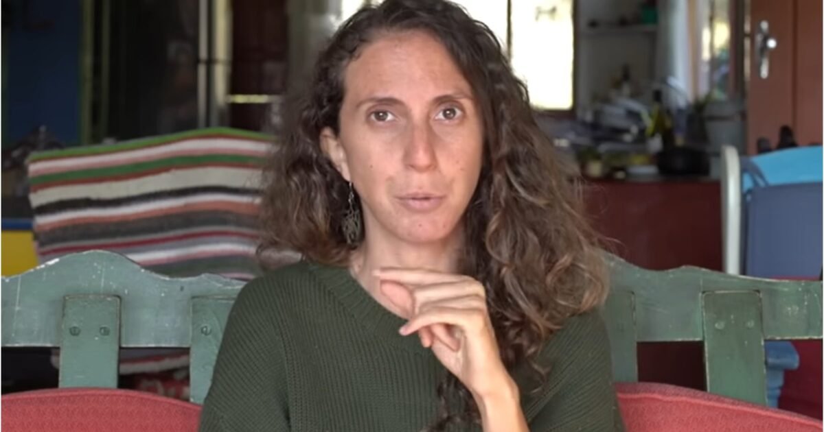 Longe da web desde 2020, influenciadora Jout Jout reaparece após ter ...