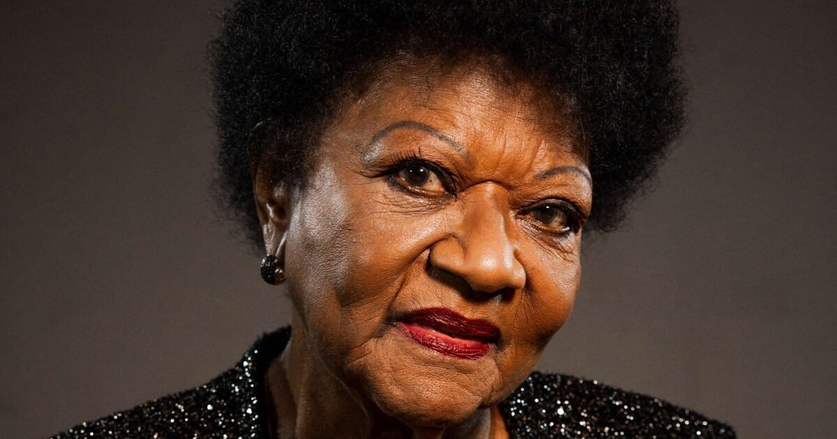 Alaíde Costa participa de show em homenagem a João do Vale, que faria ...