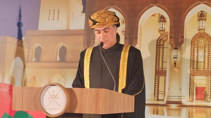 Sultanato de Omã celebra os 53 anos de seu renascimento em evento no ...