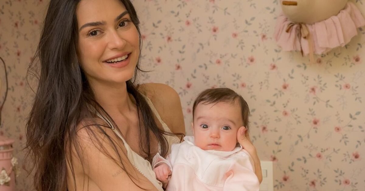 Thaila Ayala comemora alta da filha com relato emocionante: ‘Processos ...