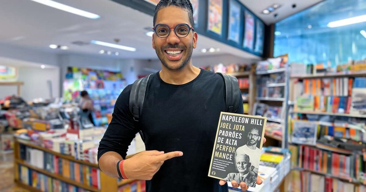 Joel Jota lança livro em coautoria com a Fundação Napoleon Hill - ISTOÉ ...