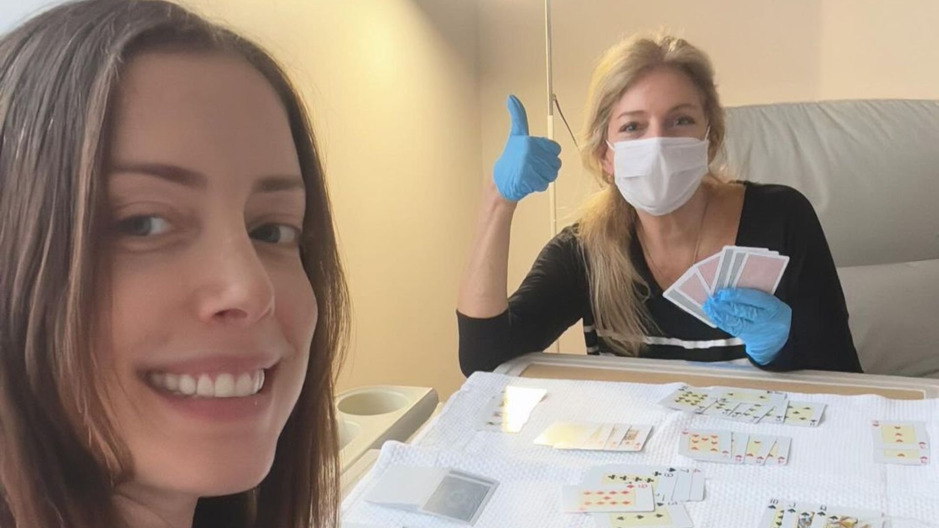 Internada com câncer, Fabiana Justus mostra momento ao lado da mãe ...