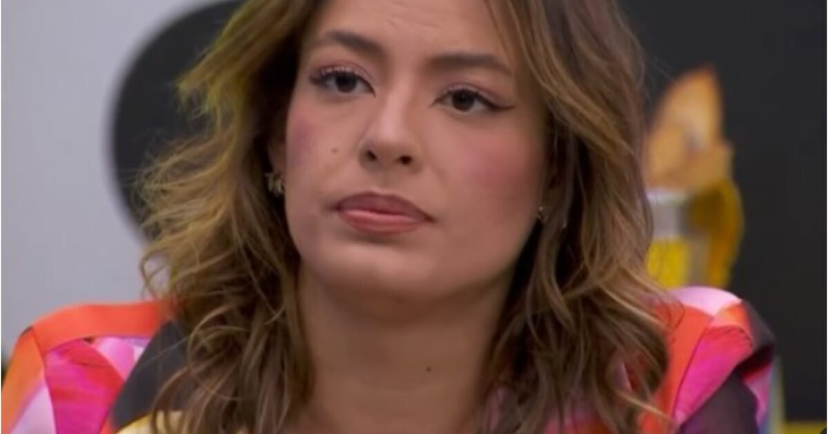 BBB24: Beatriz perde seguidores após reagir a possível affair entre ... BBB24: Beatriz perde seguidores após reagir a possível affair entre ...