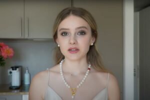 Veja como empresa chinesa usa deepfake em vídeos com influenciadora ...