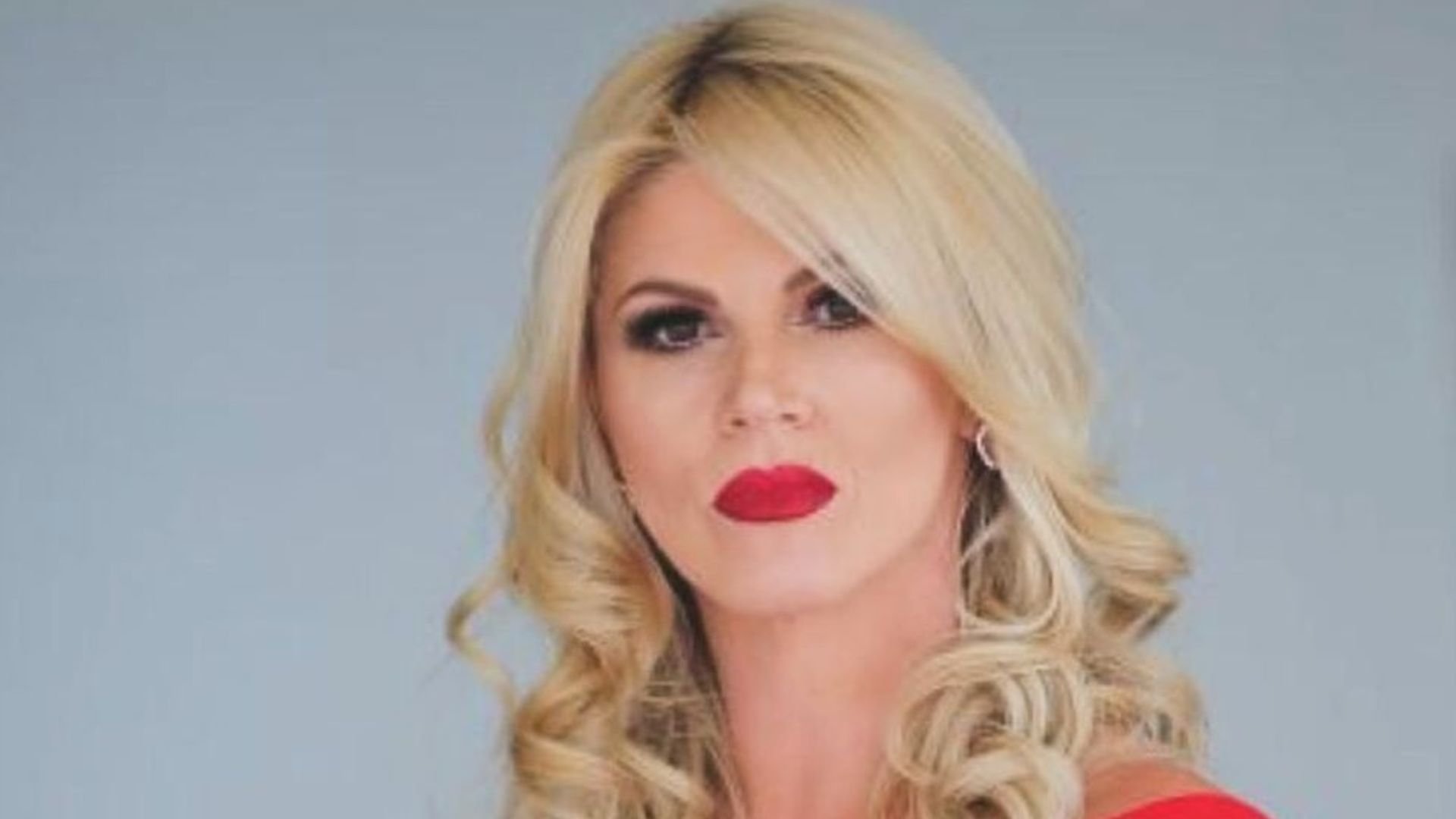 Vídeo: acusado de violência doméstica, ex de Val Marchiori surge ...