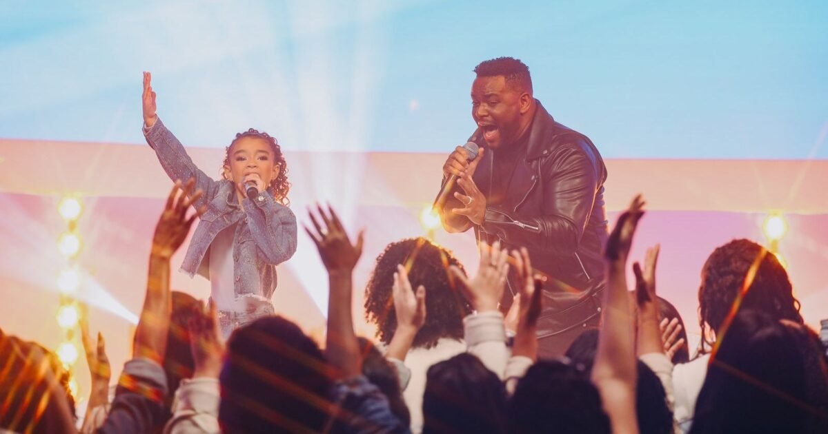 Maria Pita grava projeto com produção de Samuel Messias - ISTOÉ ...